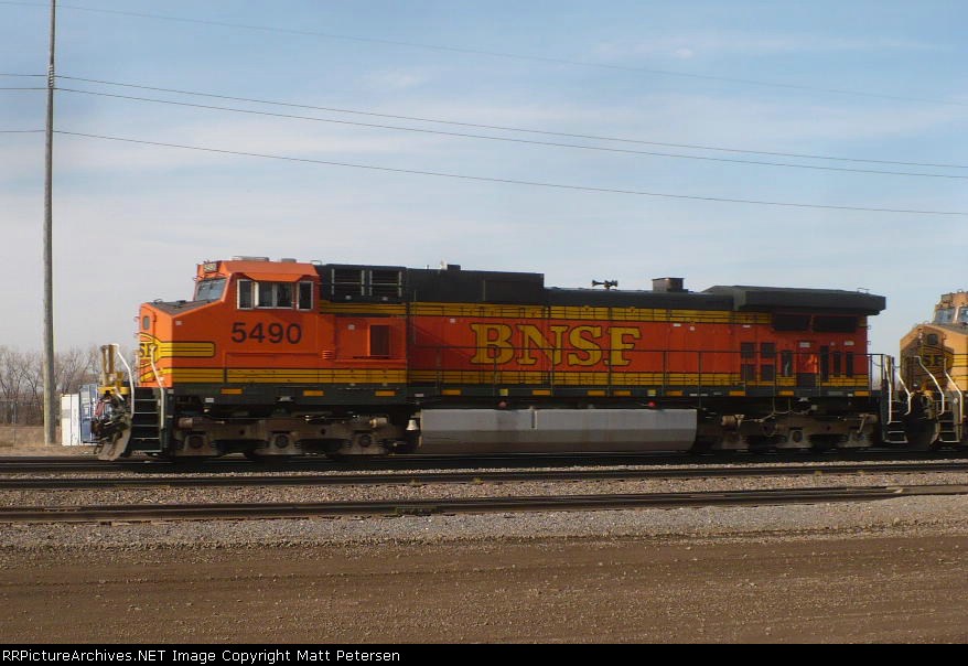 BNSF 5490